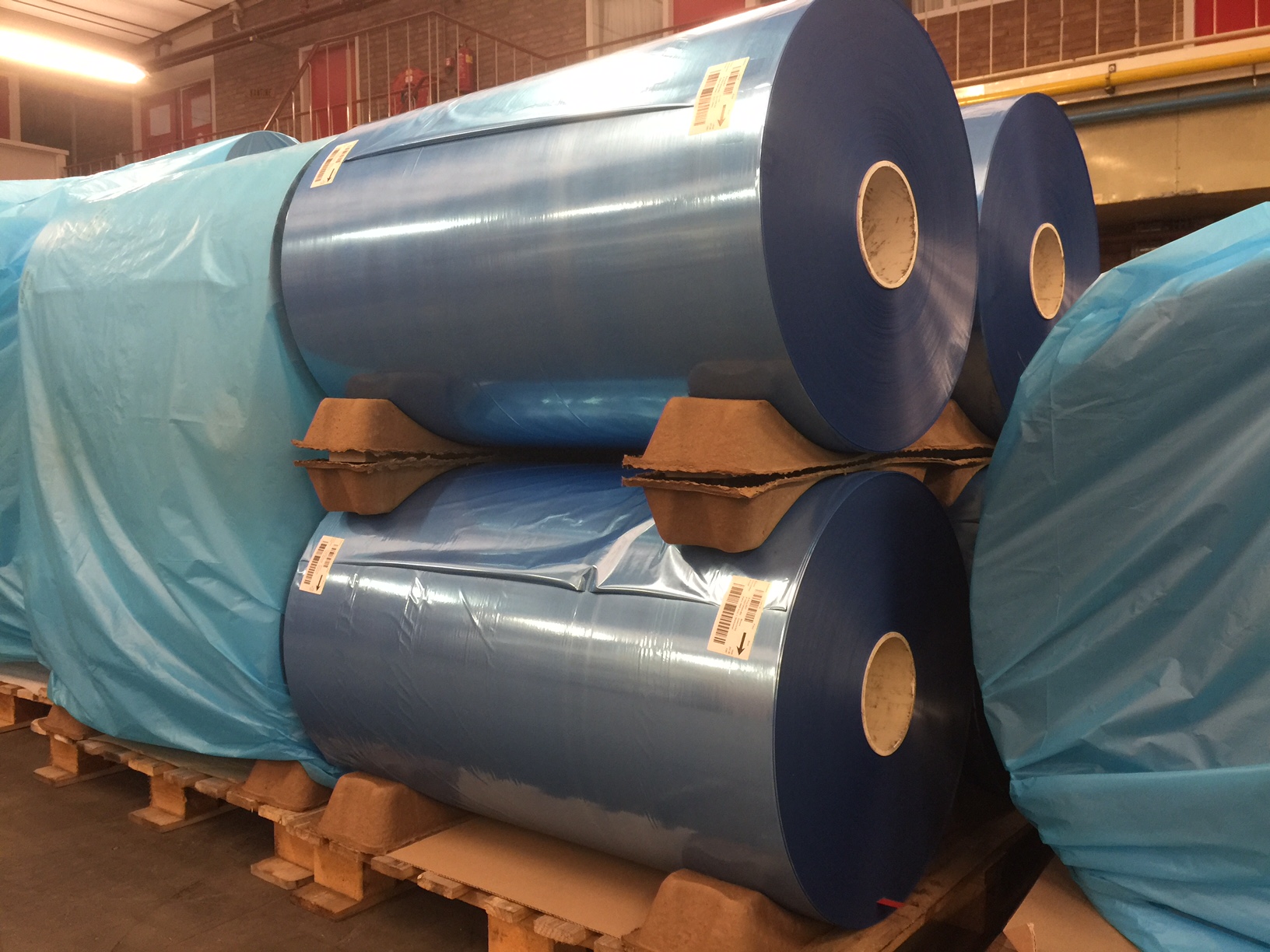 KIVO Transition to Fibre Roll Cradles | Rollguard